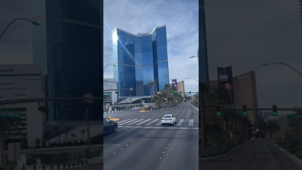 OMG! Fontainebleau Resort & Dubai Casino - Las Vegas, Nevada